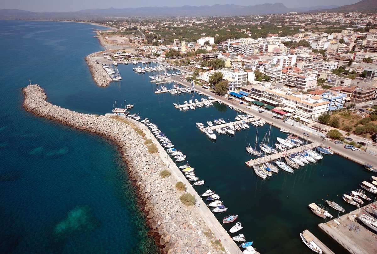 Kalamata | Marina Berth Booking and Information | Sammyacht.com